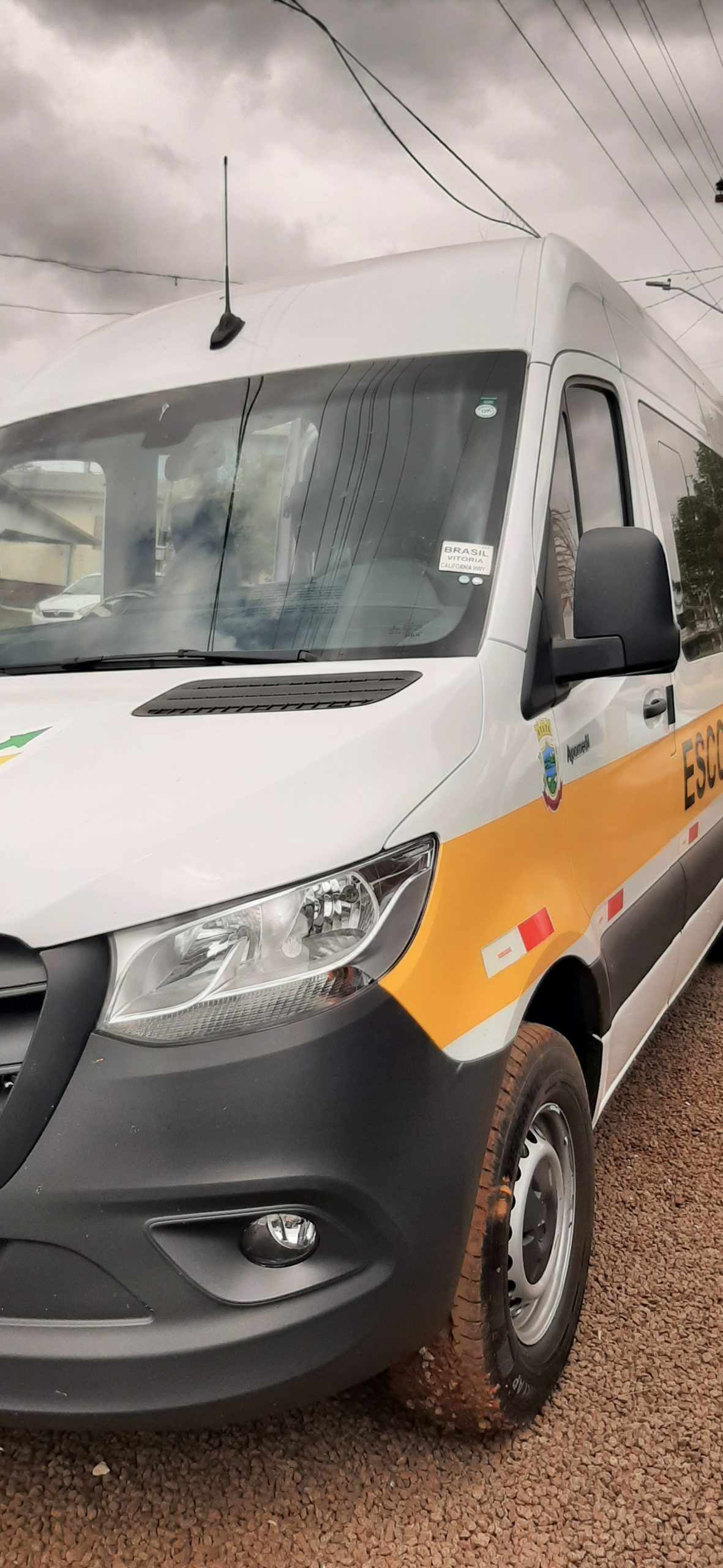 PREFEITURA ADQUIRIU VAN PARA TRANSPORTE ESCOLAR – Prefeitura Municipal ...